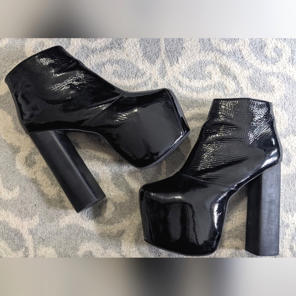 Jeffrey Campbell | Shoes | Jeffrey Campbell Big Love Black Patent ...